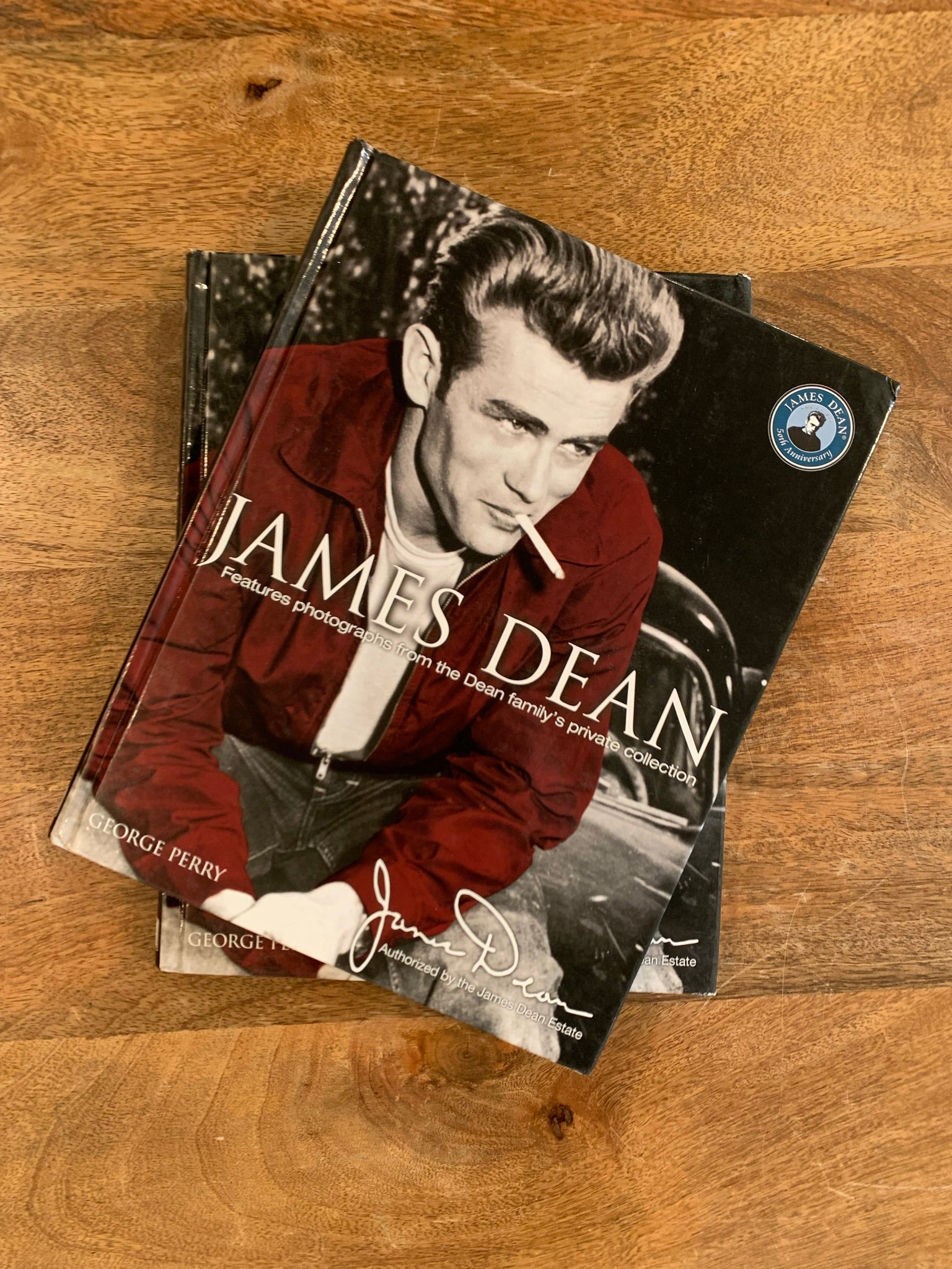 BOOK / JAMES DEAN / GEORGE PERRY © George Perry at Proud Galleries, London
